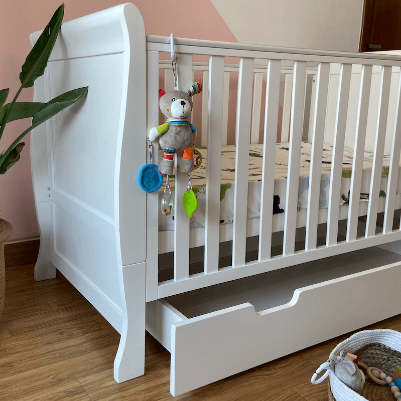 FreeBirds Victorian Cot & Baby Bed 3 in 1 – with Drawer storage – FreeBirds